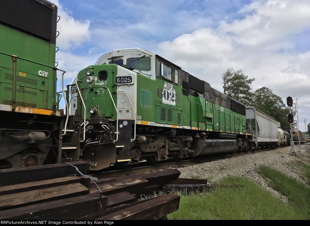 Ex-BN EMD SD60M 6025 runs fifth